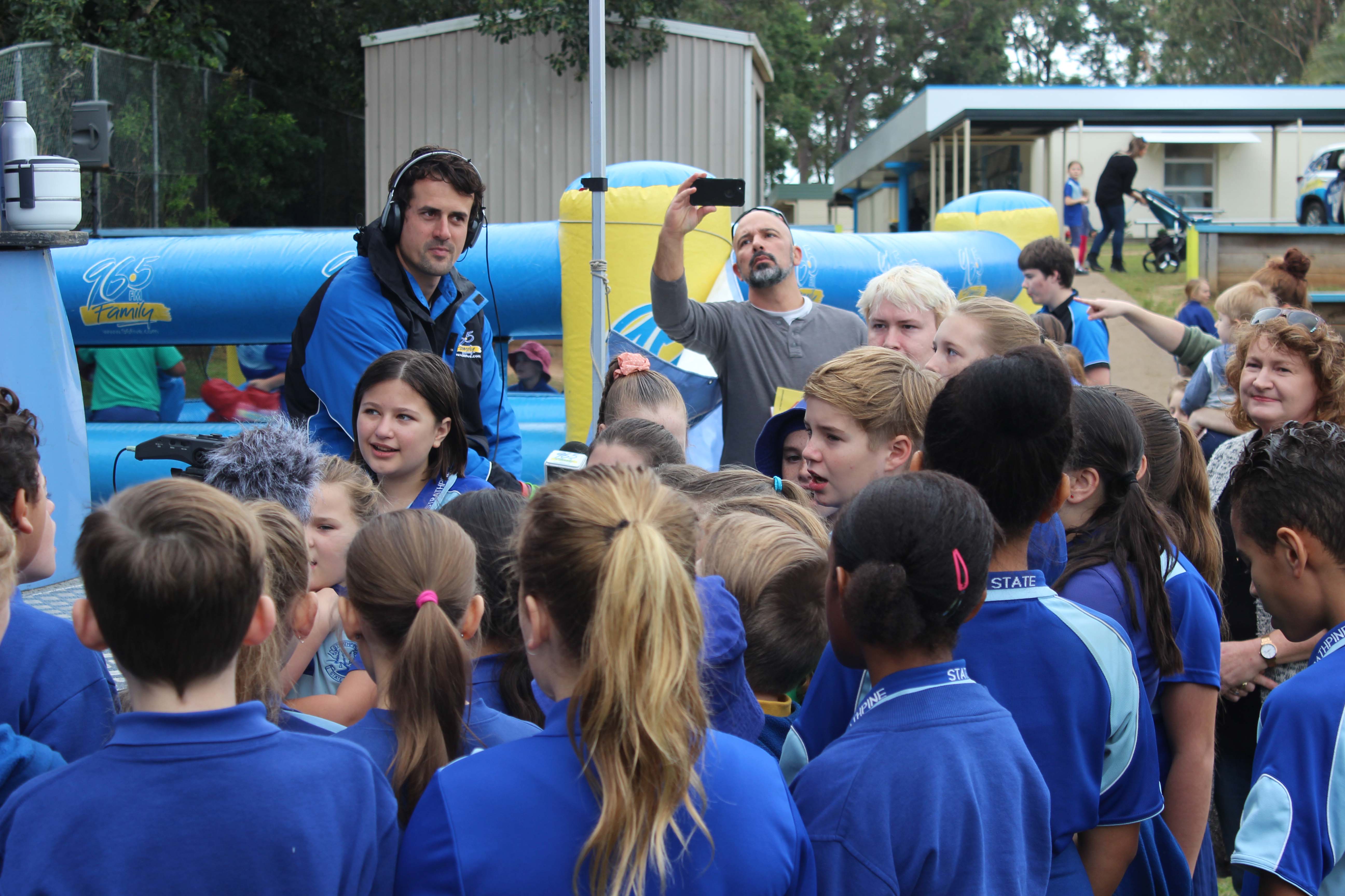 96five's School Excursion to Strathpine State School - 96five Family Radio