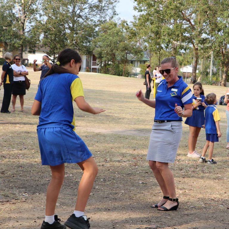 School Excursion to Springwood Road State School - 96five Family Radio